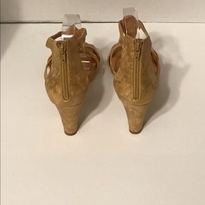 Ashro | Shoes | Ashro Womens Shoes | Poshmark